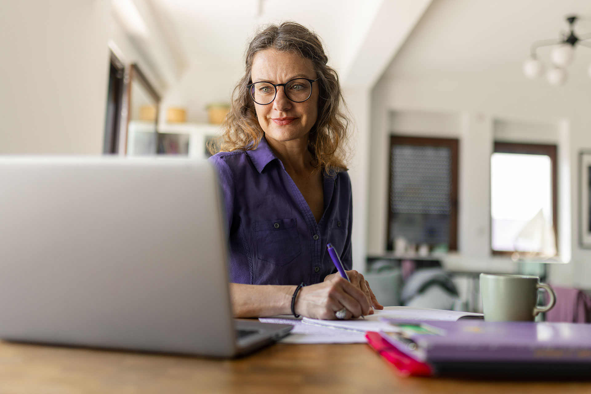 One-time codes: how to switch between a website and your inbox